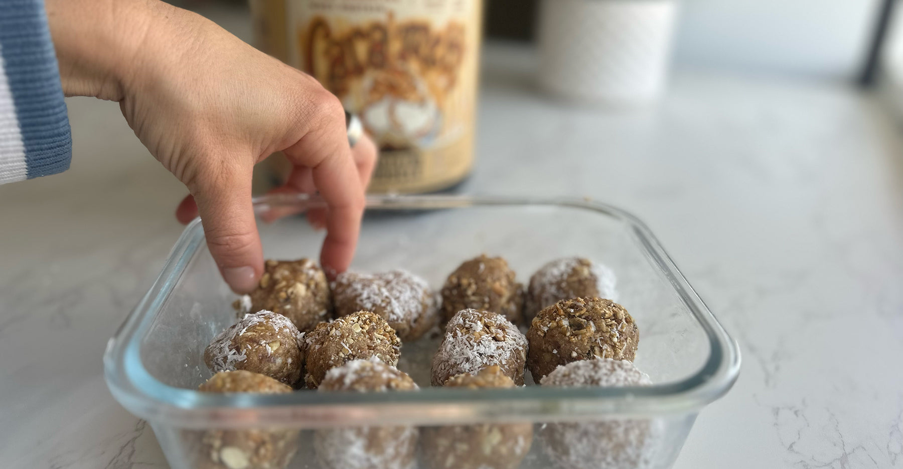 Salted Caramel Coconut Energy Balls – Earth Fed Muscle